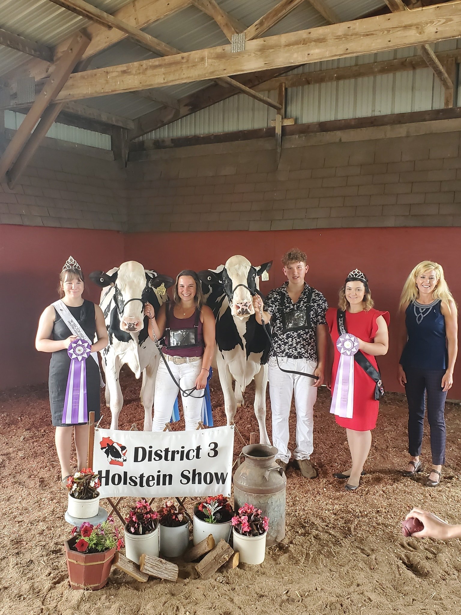 HM Intermediate Champion: Tombeth Enveleeta-ET (Corvette), 2nd Sr. 3 ...