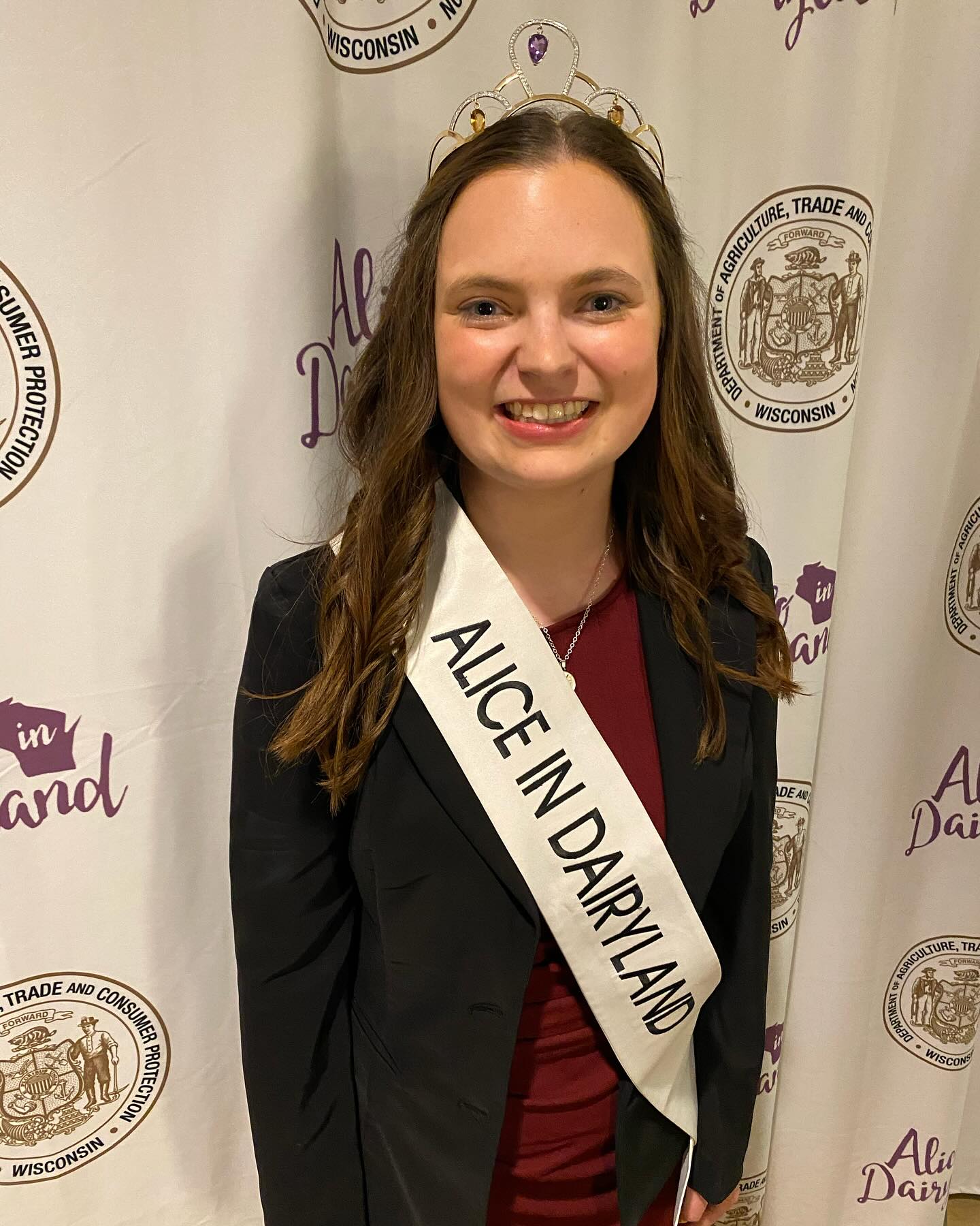 Meet Halei Heinzel, Wisconsin’s 77th Alice in Dairyland, advancing ...